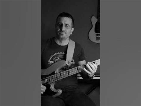 Bass slap solo no double thumb (bass slap technique#3) - YouTube