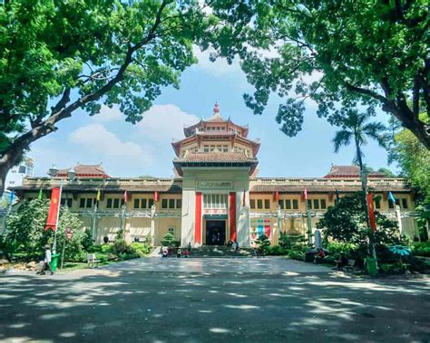Explore The Ho Chi Minh City History Museum Da Nang Private Car
