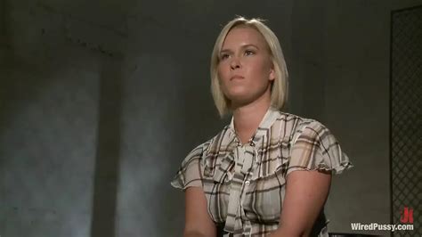 Free Electric Porn Videos Xhamster