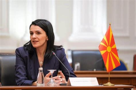 ДКСК иницира постапка против Костадиновска Стојчевска утврди дека користела државни пари за