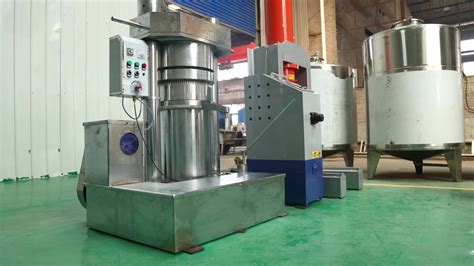 잘 만든 시어 버터 너트 콜드 프레스 오일 추출기 추출 기계 야자 종자 유압 프레스 기계 Buy 유압 프레스 기계잘 만든 시어 버터 너트 콜드 프레스 오일 추출기시어