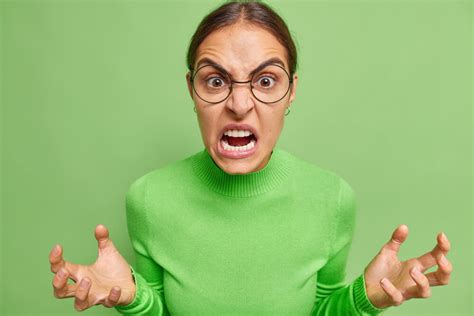 감정 조절 급발진 화를 잘 내는 사람의 특징 And 화 감정을 다스리는 법 화가 많은 사람