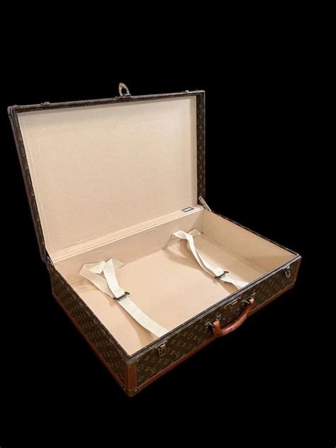 Louis Vuitton Louis Vuitton Suitcase