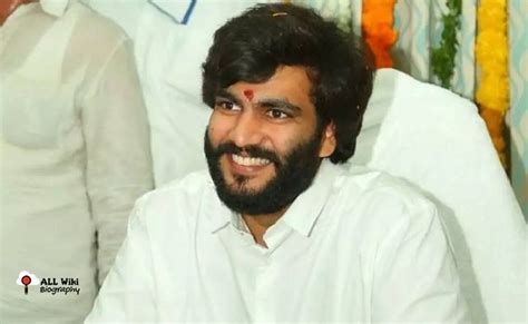 Politician Biography | Politician Wiki | Allwikibiography.in