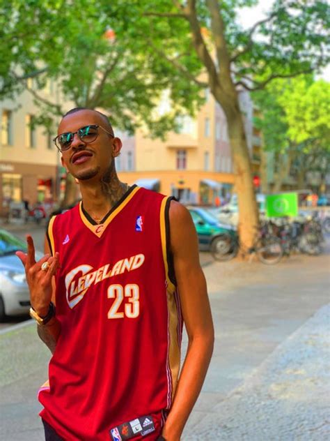 Tw Pornstars Eduardo Picasso Ofc Pictures And Videos From Twitter Page