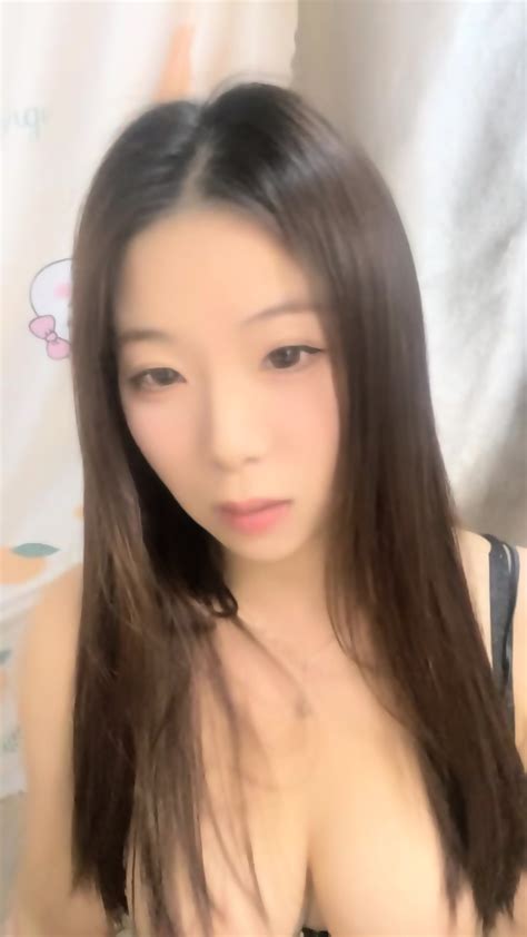 小贝贝不睡觉