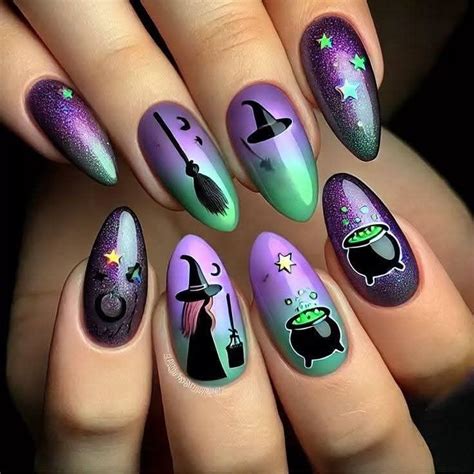 Simple Witchy Nails Witchy Halloween Nail Art Purple And Green