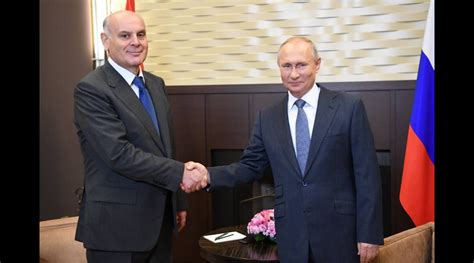 Песков В графике Путина нет встреч с президентом Абхазии