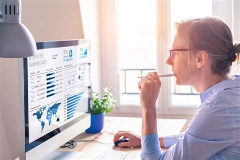 The Role Of Python Sql And R In Data Analysis
