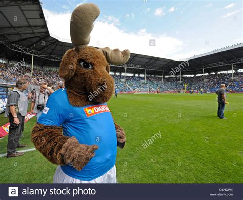 Carl Benz Stadion Fotos Und Bildmaterial In Hoher Auflösung Alamy