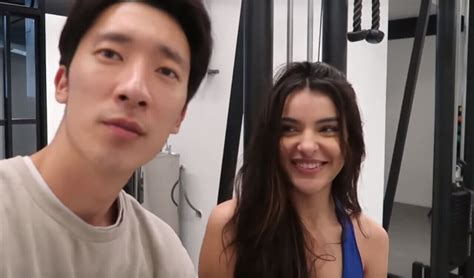 한국남 브라질녀 역대급 커플 유머 움짤 이슈 에펨코리아