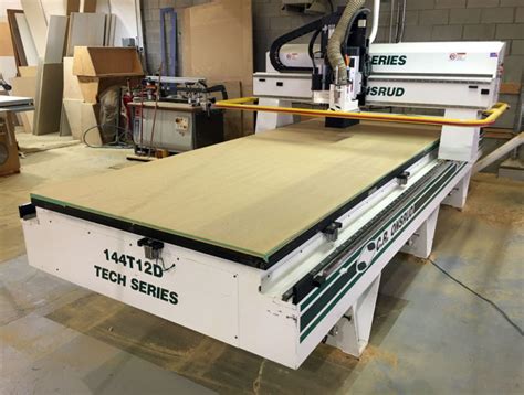 Used C R Onsrud CNC Router Masse Sales Ltd