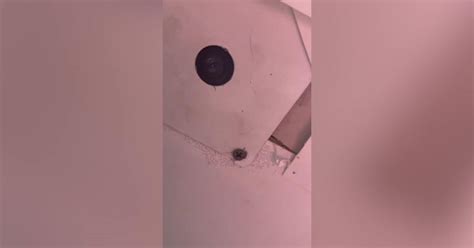 Video Taken At Nyc Spa Allegedly Shows Hidden Camera In Womens Locker Room Cbs New York