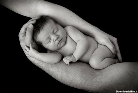 عکس کودک سیاه و سفید