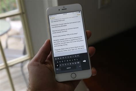 The IPhone Plus Gets A One Handed Keyboard App And It S Glorious TechCrunch