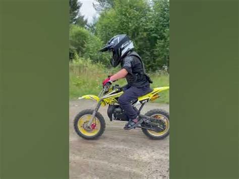 Ребёнок на мотоцикле (6 лет) мини Питбайк 50 кубов 💪😎 - YouTube