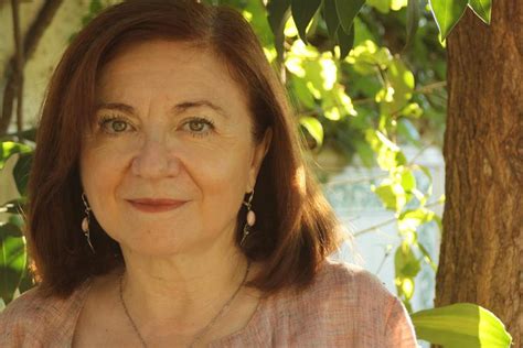 La Escritora Argentina María Rosa Lojo Recibirá La Medalla Europea De Poesía Y Arte Infobae