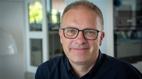 Drs Henrik Liniger Bliver Sjældent Genkendt Men én Ting Har ændret Det Markant Billed Bladet