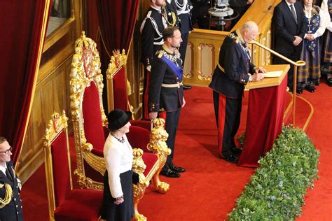 The Fascinating History Of A Throne That Has Just Passed From A King To