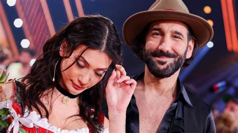 Tv Show Massimo Sinató Fällt Im Lets Dance Finale Aus