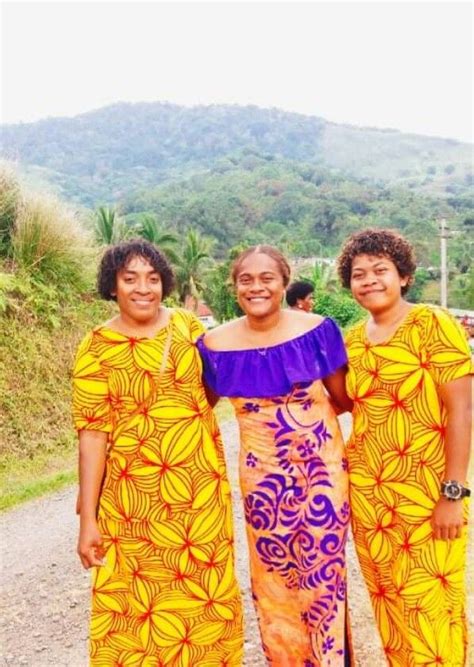 Fijian Kalavata Abiti Da Damigella Oceania