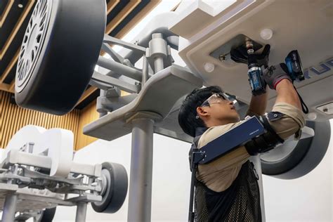Hyundai And Kia S Robotics Lab Introduce The X Ble Shoulder