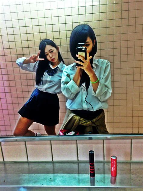 【2ページ目】 女子校生の自撮り画像とエロ写メ全部ぶっこんでみたww 女神ちゃんねる