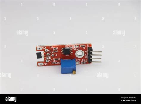 Magnetic Field Sensor Module For Arduino Projects With The Variable Potentiometer Onboard