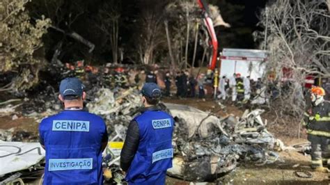 Posição Dos Corpos Indica Que Passageiros Da Voepass Foram Avisados Da