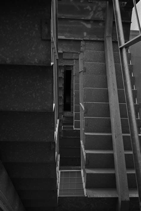 하노이의 추상 흑백 계단 · 무료 스톡 사진