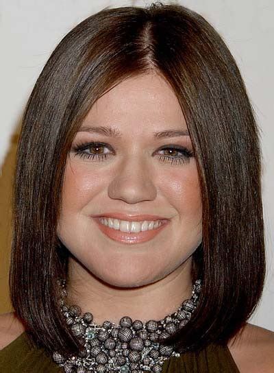 Kelly Clarkson Short Bob Celebrity Hair Cuts