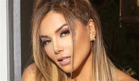 Aleida N Ez Pone De Cabeza En Atuendo Rojo Ideal Para El Gym