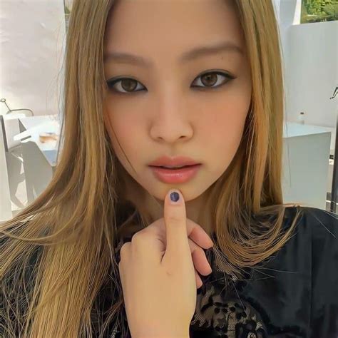 Pin De Cbpf88 En Blackpink Jennie