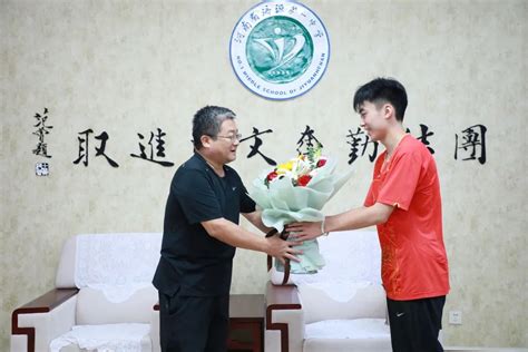 【校友风采】济源一中2019级优秀毕业生、北大法学院新生闫艺文同学感恩母校! 河南省济源第一中学 【校友风采】济源一中2019级优秀毕业生、北大法学院新生闫艺文同学感恩母校! 河南省济源第一中学