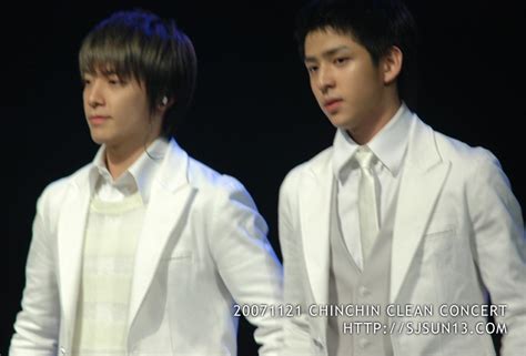 𝐦𝐢𝐧𝐚 on Twitter RT itsybitsyHae My Lee Donghae has a pair of unforgettable eyes your