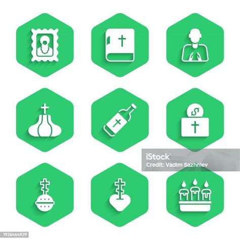 거룩한 물병 마음에 종교 십자가 불타는 촛불 촛대 교회 기독교 교회 탑 손기도 위치 및 아이콘 아이콘에 대한 기부를 설정합니다 벡터 건축에 대한 스톡 벡터 아트 및 기타