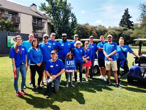 Usigivesback Makingadifference Ciara Cook