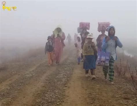 တိုက်ပွဲ‌များကြောင့် ထွက်ပြေးလာရသည့် အမ်းနှင့်တောင်ကုတ်မှ စစ်ဘေးရှောင်မ