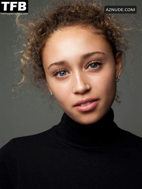 Ella Rae Smith Sexy Social Media Photos Collection Aznude