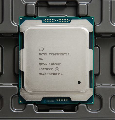 Intel Broadwell E Core I7 6850k Vs Core I7 5820k Haswell E Benchmark Results Leaked Clock To