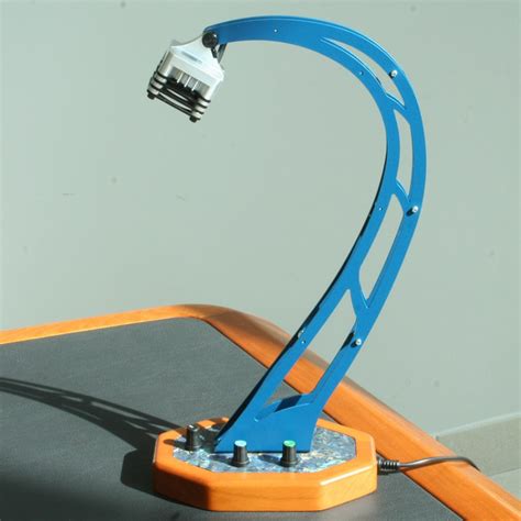 Cara Mudah Membuat Desain Lampu LED Sendiri Dengan Biaya Terjangkau