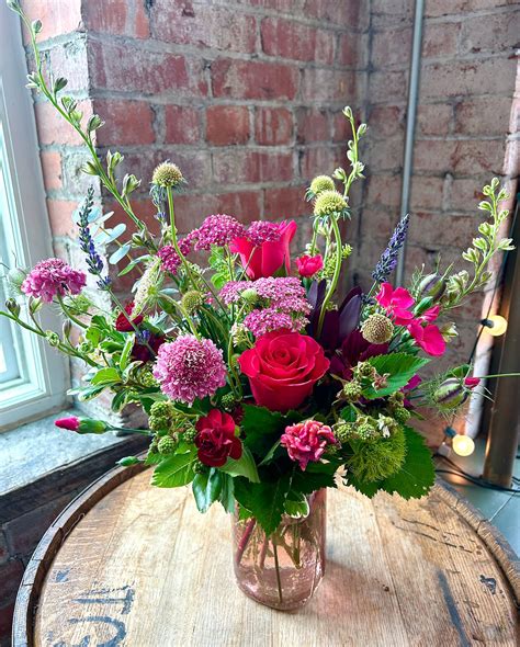 Raspberry Beret Lef Floral