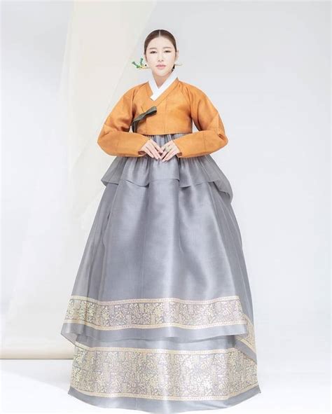 패션엔 송가인 우리 것이 좋은 것이여 가을 타는 단아한 한복 자태 곱다 고와