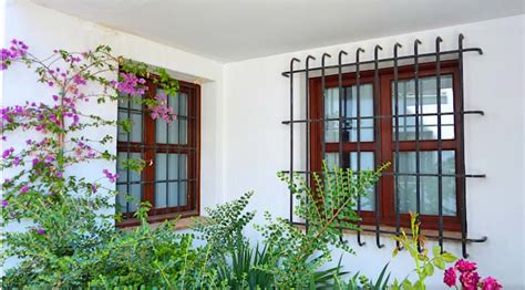 منوعات صور ديكورات شبابيك خارجية تضيف لمنزلك لمسة من الرقي