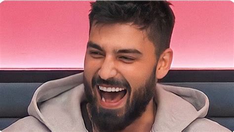 Big Brother Vip Kosovos Handsome Resident Azemi Gets The Most Beautiful Surprise Ora Info