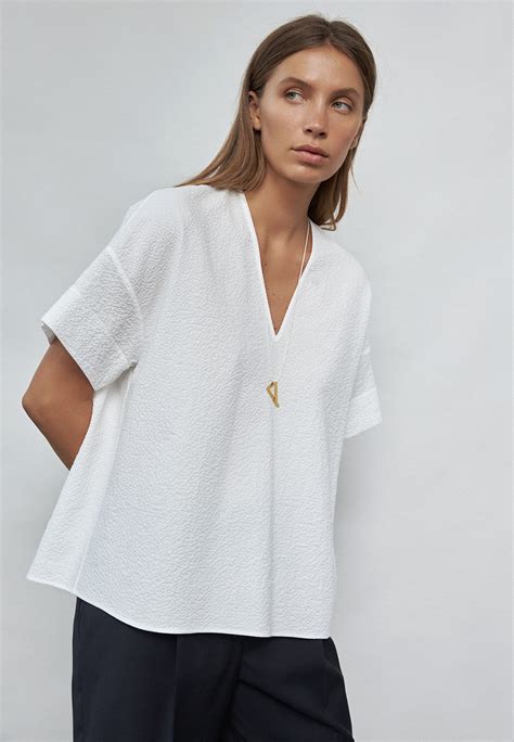 Фактурний топ з V подібним вирізом за 3100 ₴ Купити в інтернет магазині Hukh