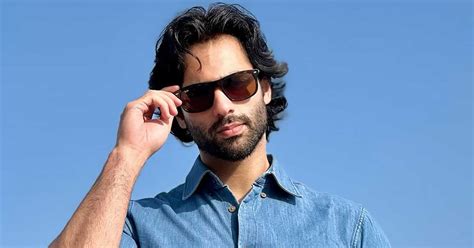 Who Is Ameer Gilani Meet Mawra Hocanes Husband And Harvard Graduate Actor