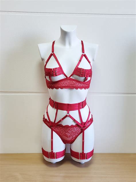 Morgana Red Lace Lingerie Set With Bondage Bra Eveandshadow