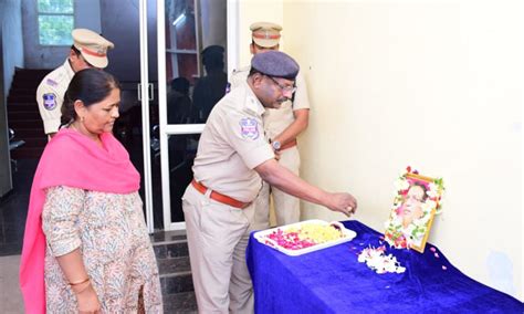 జిల్లా పోలీస్ కార్యాలయంలో ఆచార్య ప్రొ కొత్తపల్లి జయశంకర్ సార్ జయంతి