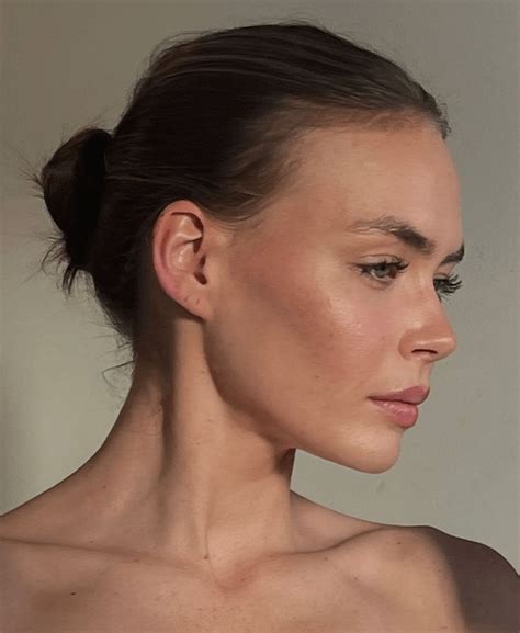 Gorgeous Lilly Van Der Meer Rneighboursbabes